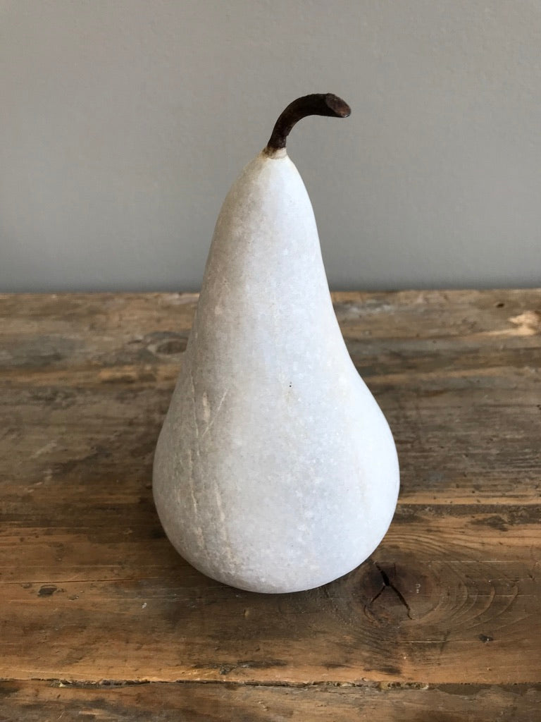 Alabaster Pears – Gretalogie